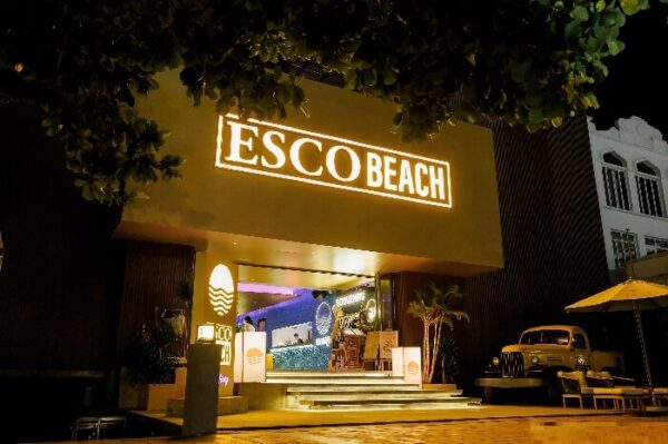 Review Esco beach Đà Nẵng tiệm đồ uống ngon view đẹp số 1